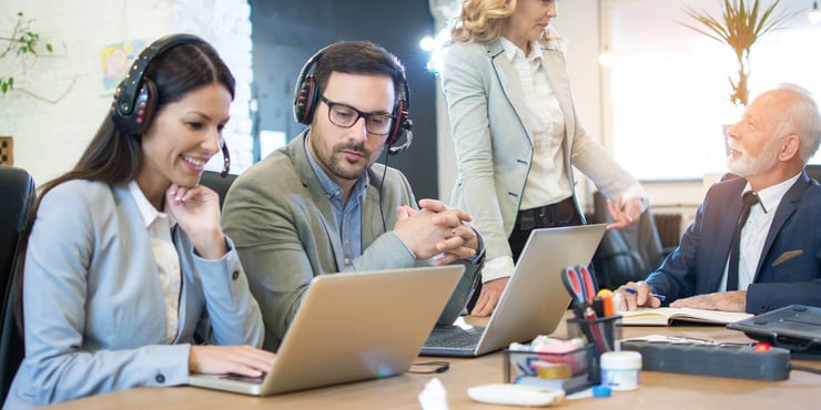 Managed IT Services Cost (Pricing Guide + Examples)